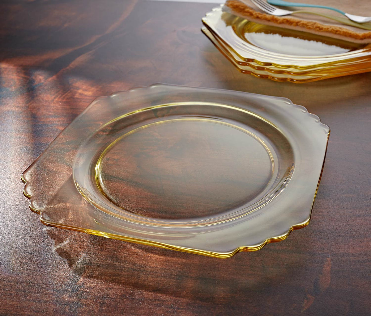 Vintage Pale Yellow Square LG Glass Dessert Plates - lollygag